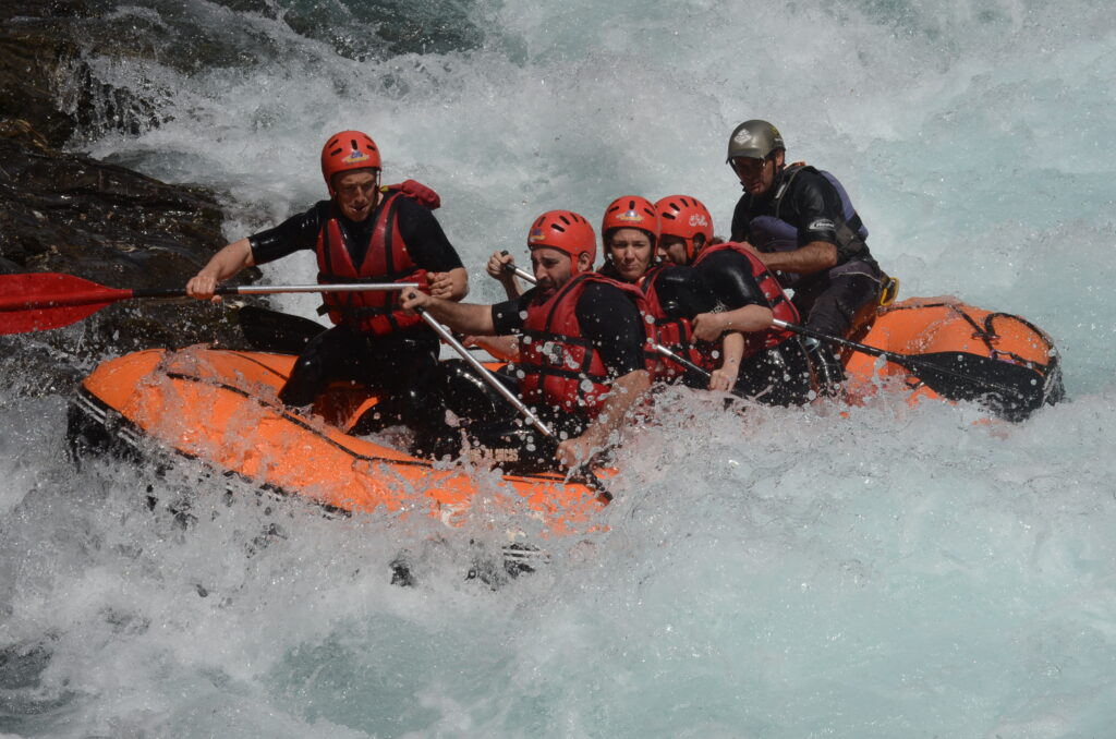 Rafting río Ara - Aguas Blancas